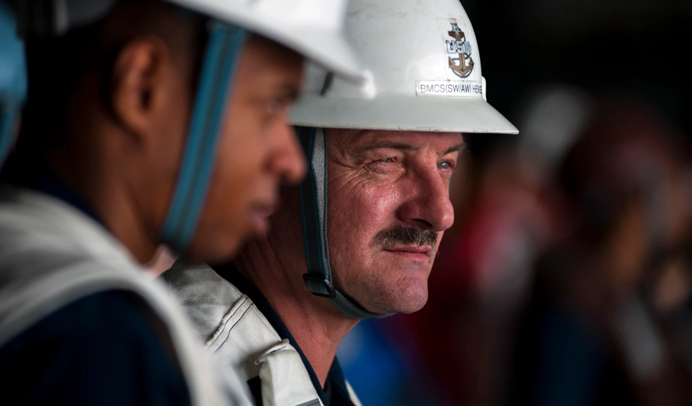 DVIDS - Images - Carl Vinson takes on supplies [Image 1 of 3]