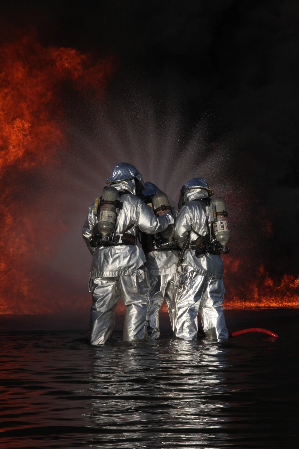 DVIDS - Images - ARFF on fire for training [Image 4 of 9]