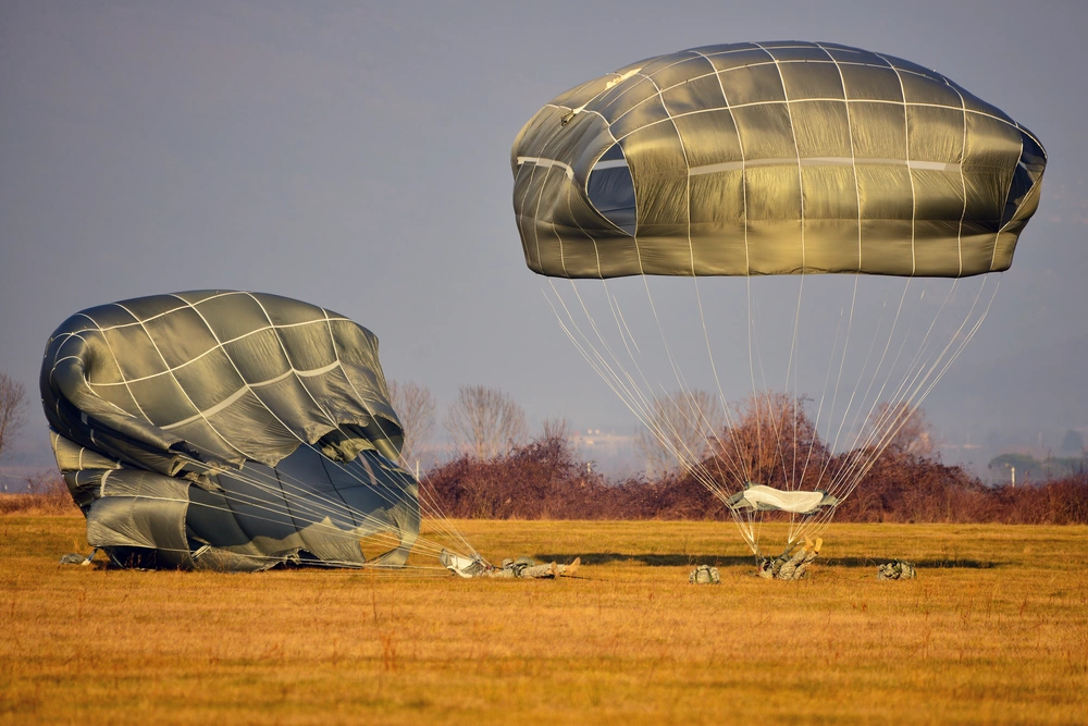 DVIDS - Images - Airborne operation at Juliet Drop Zone in Pordenone ...
