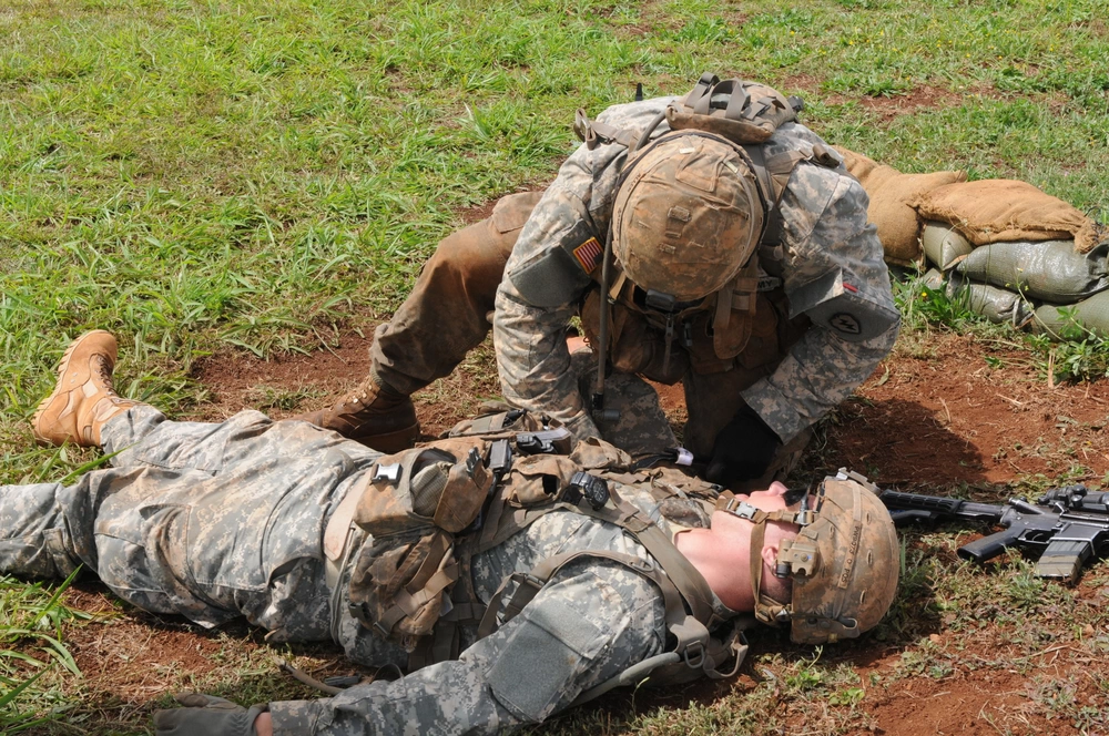 DVIDS - Images - Aiding the casualty [Image 1 of 5]