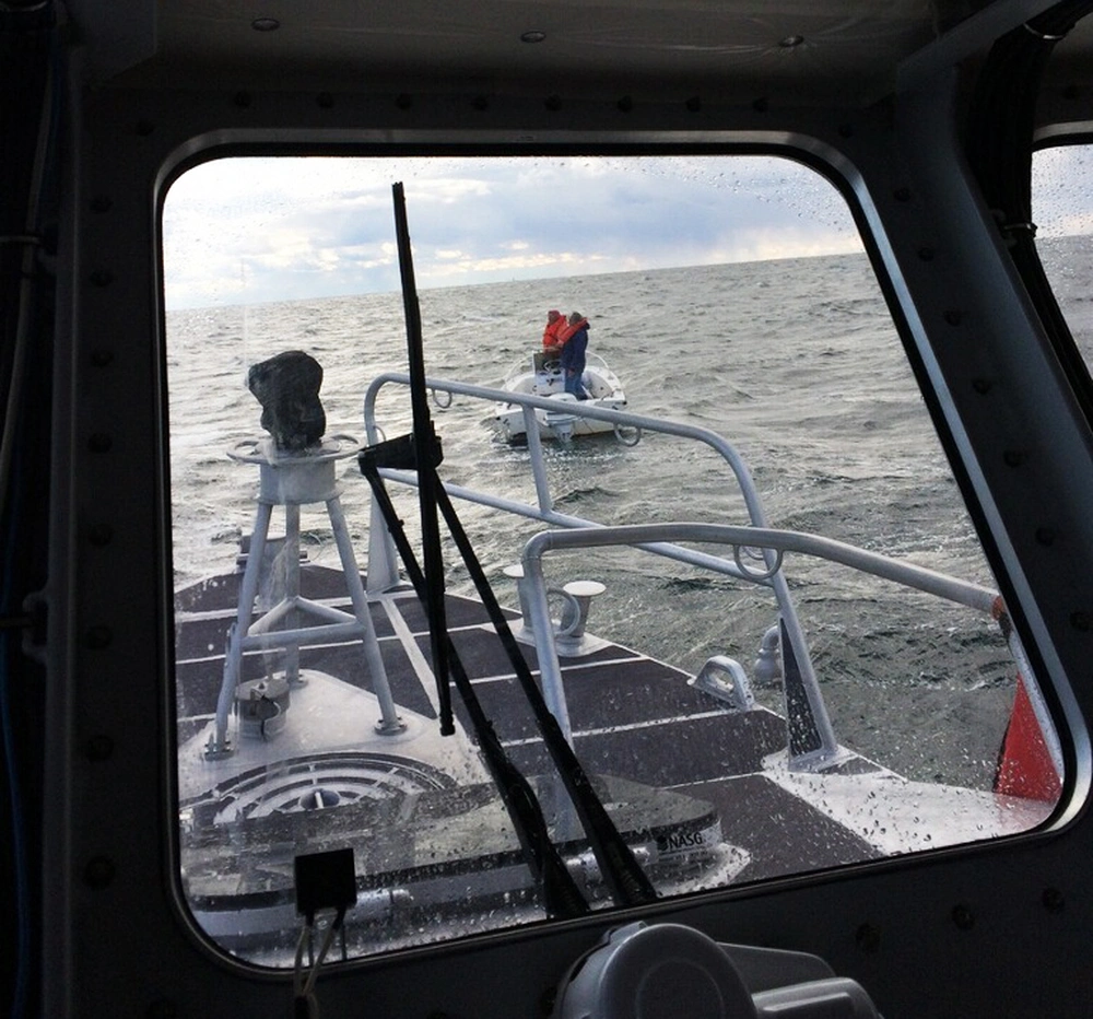 DVIDS - Images - Coast Guard crew from Narragansett, R.I., saves ...