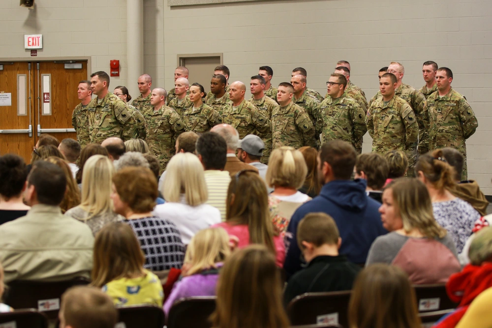 DVIDS - Images - Kansas National Guard helicopter unit deploying in ...