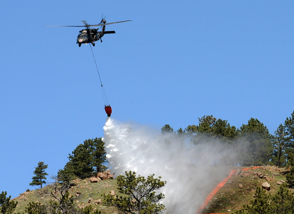 DVIDS - Images - SD National Guard aviators prepare for upcoming fire ...
