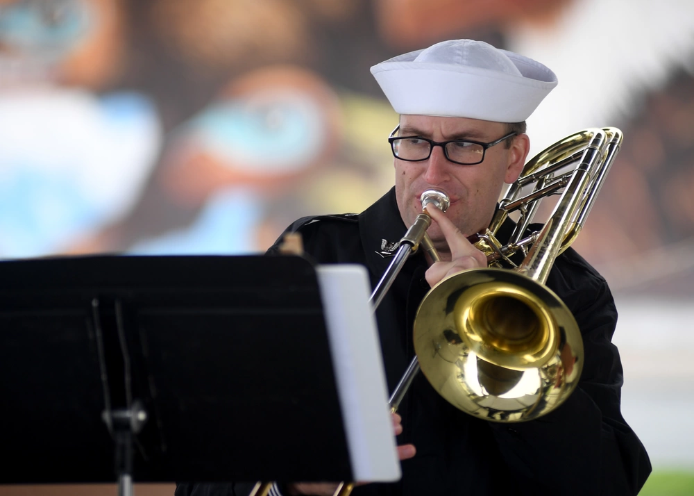 DVIDS - Images - USS O'Kane Arrives in Juneau Alaska [Image 4 of 10]