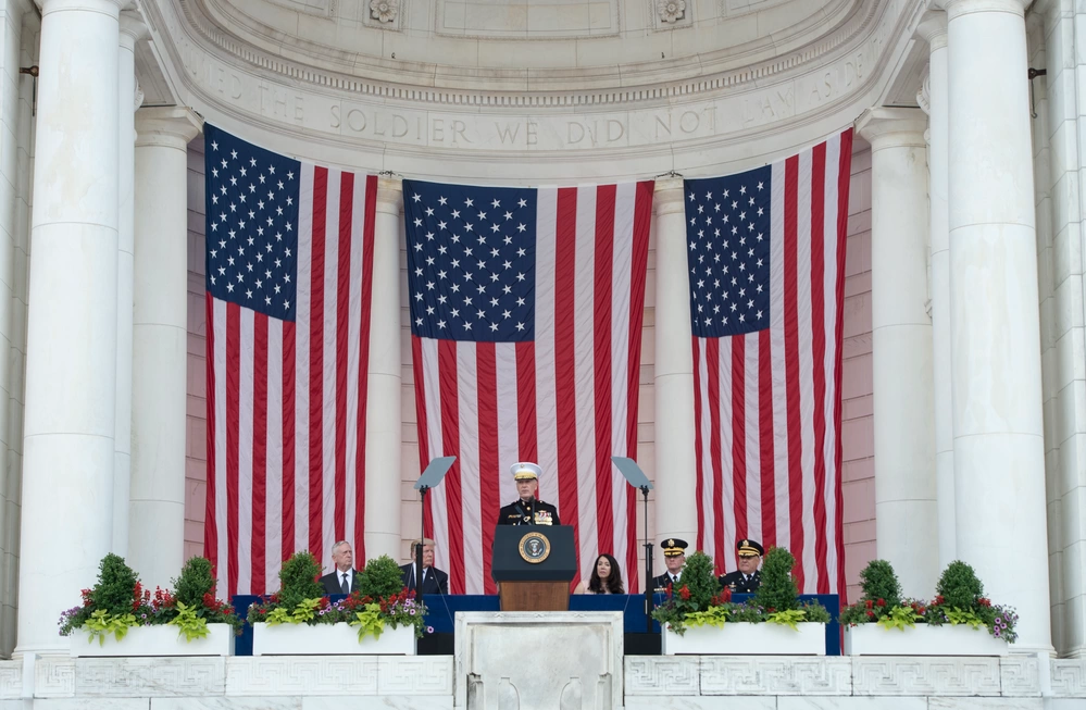 DVIDS - Images - SD attends Memorial Day event at Arlington [Image 20 ...