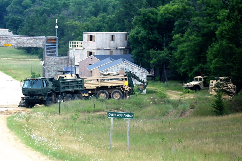 DVIDS - Images - CSTX 86-18-04 training scenario at Fort McCoy [Image ...