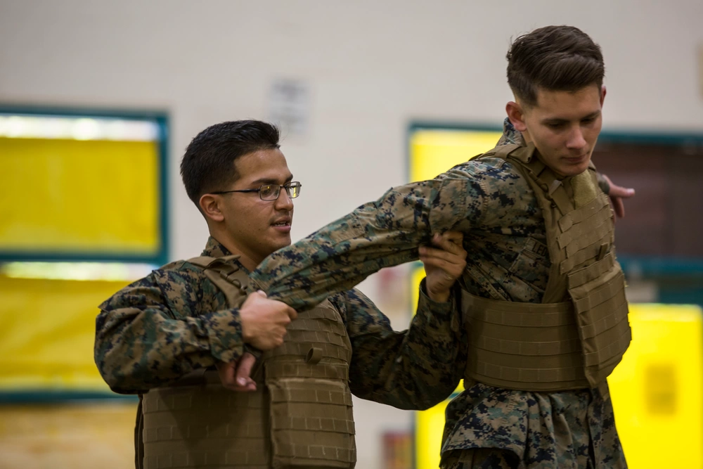 DVIDS - Images - DAY 1: MACS-1 Hosts Marine Week at Ron Watson Middle ...