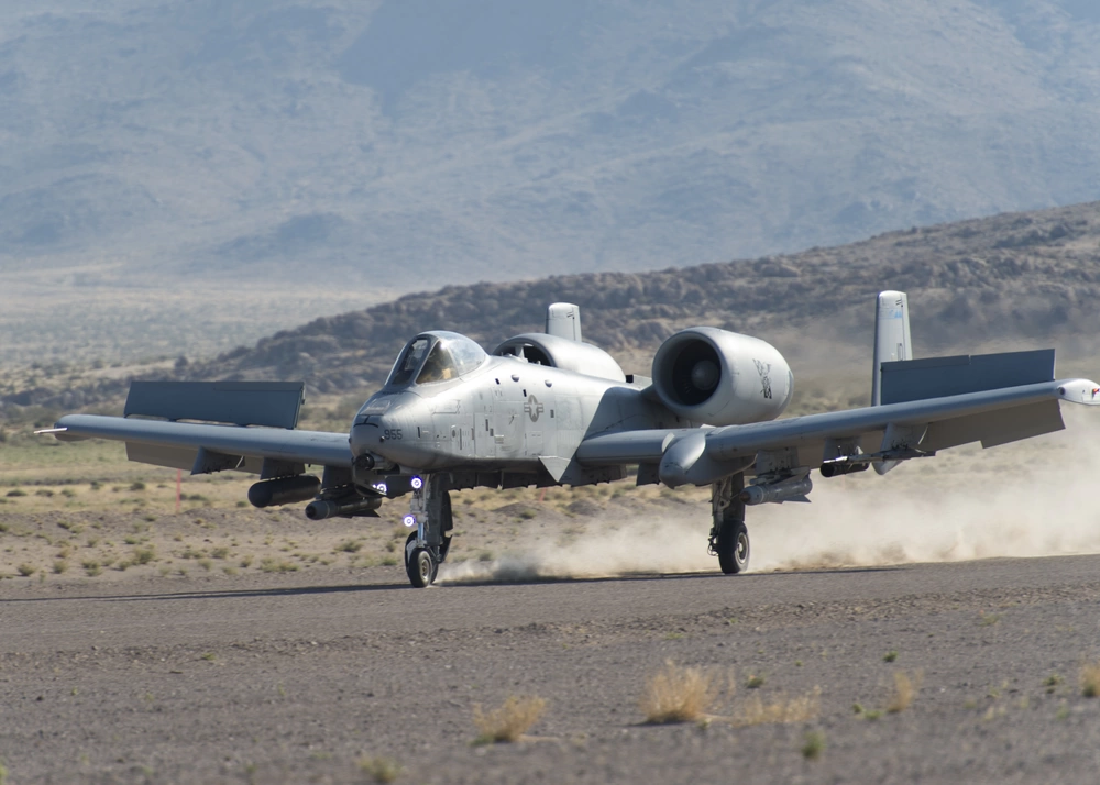 DVIDS - Images - 190th Fighter Squadron executes an austere landing ...