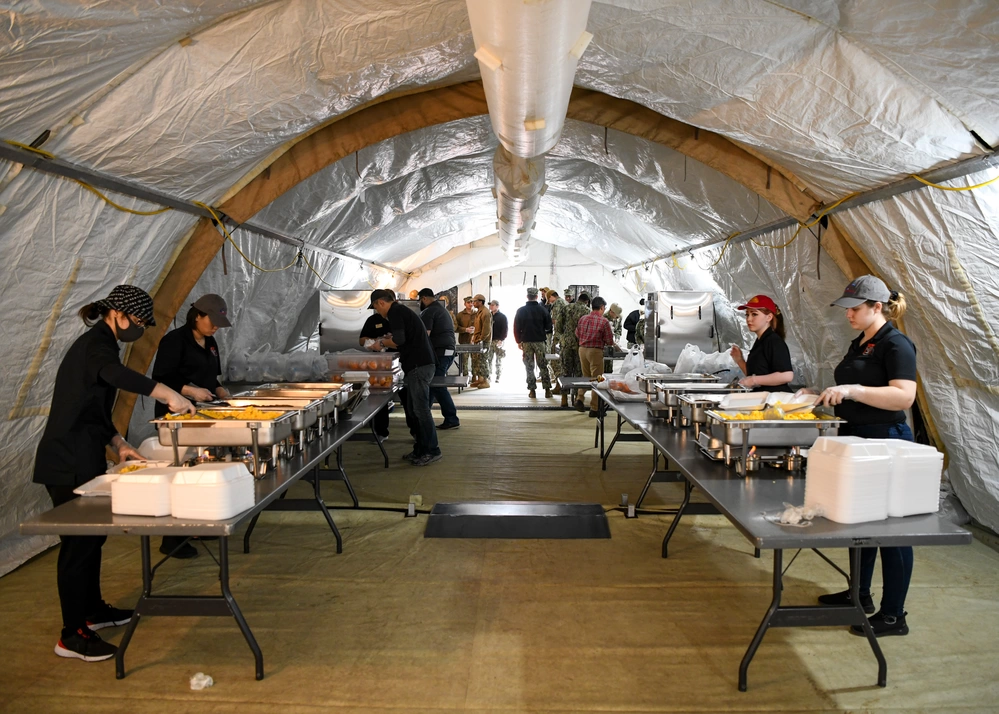 DVIDS - Images - VAQ-209 and 35th FSS Prepare Meals for ROM Personnel ...