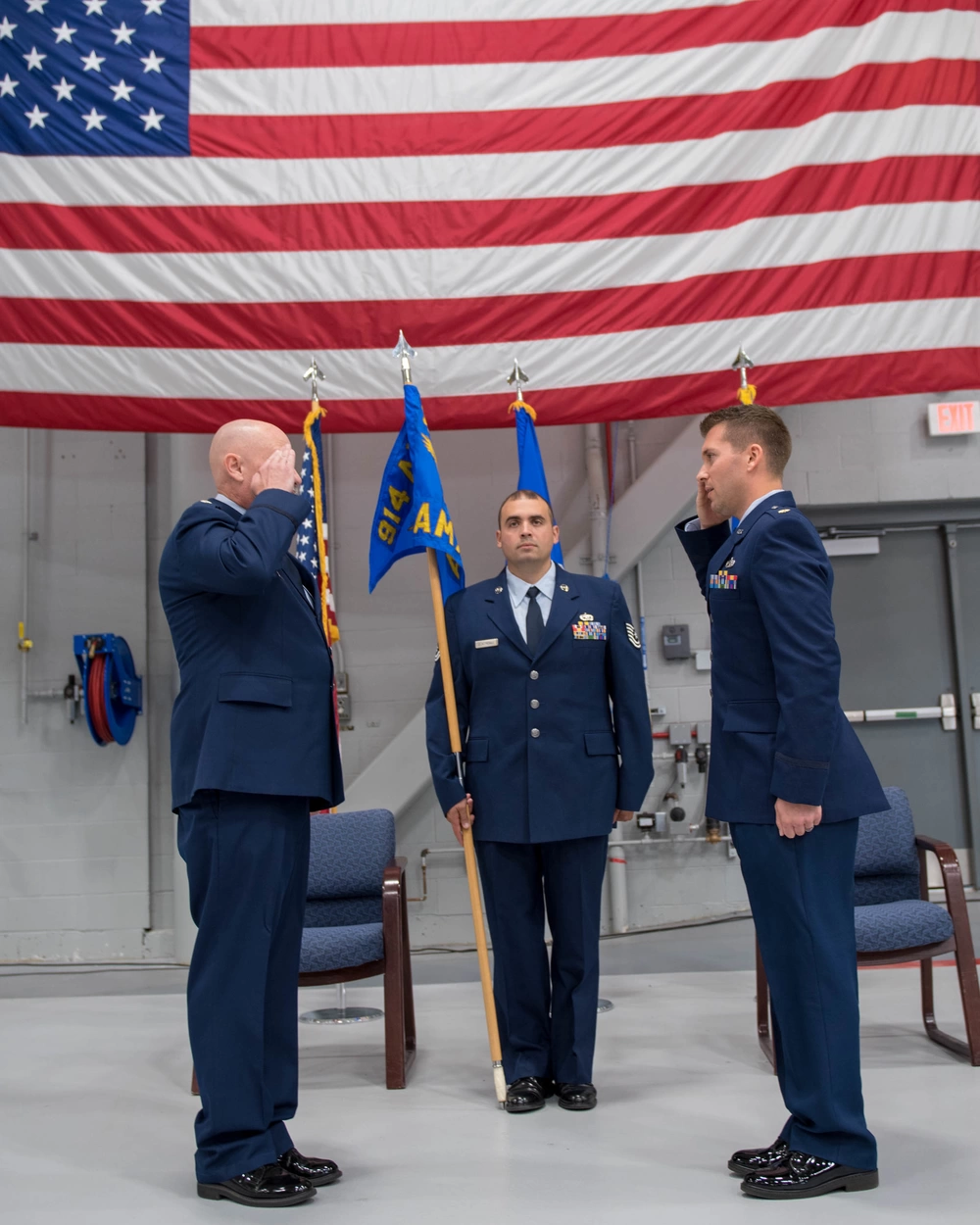 DVIDS - Images - Overholt Assumes Command of 914th AMXS [Image 1 of 2]