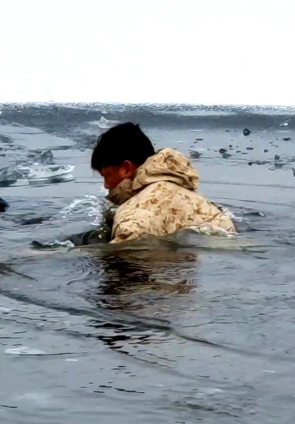 DVIDS - Images - 6th Marine Regiment troops jump in for cold-water ...