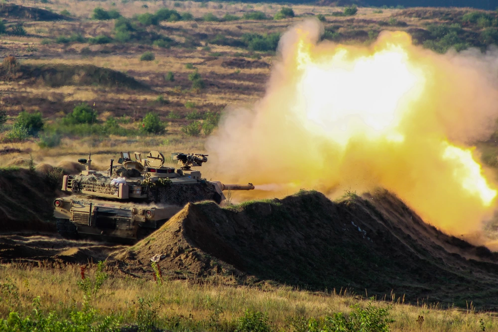 DVIDS - Images - 1-68 AR conducts an Abrams platoon live-fire exercise ...