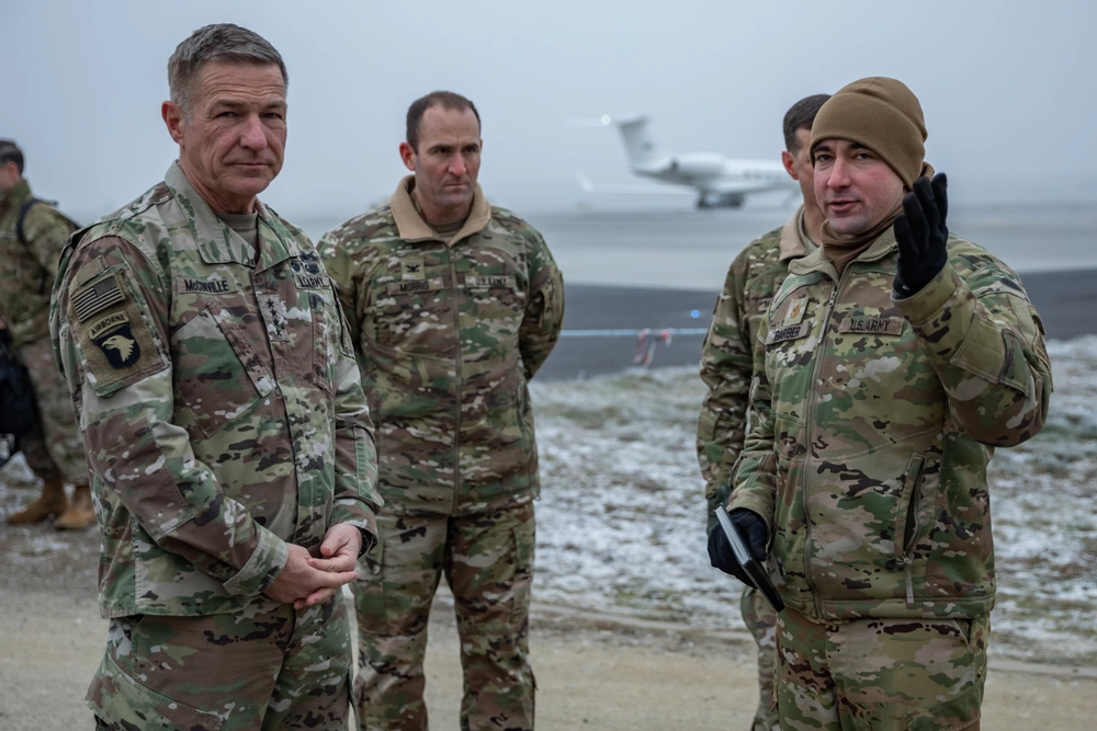 DVIDS - Images - U.S. Army Chief of Staff and Sergeant Major of the ...