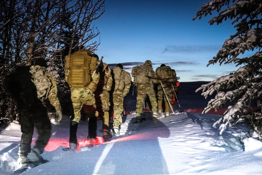 DVIDS - Images - 11th Airborne Tests Army's Newest Extreme Cold Weather ...