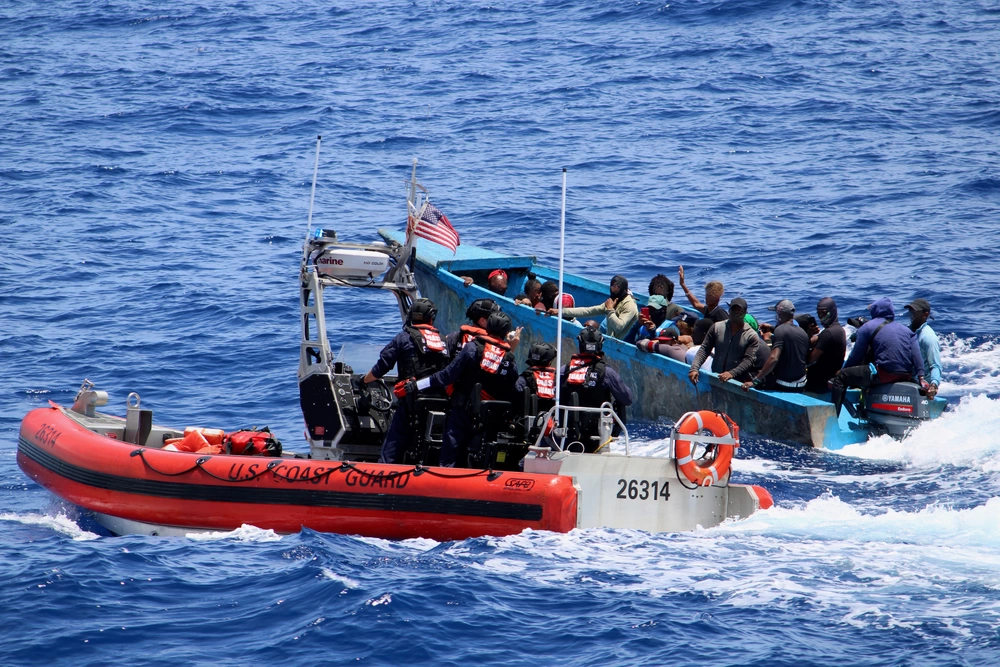 DVIDS - Images - Coast Guard returns 24 of 29 migrants to the Dominican ...
