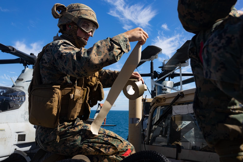 DVIDS - Images - CLB 31 Conducts HST Aboard the USS Greenbay [Image 7 ...