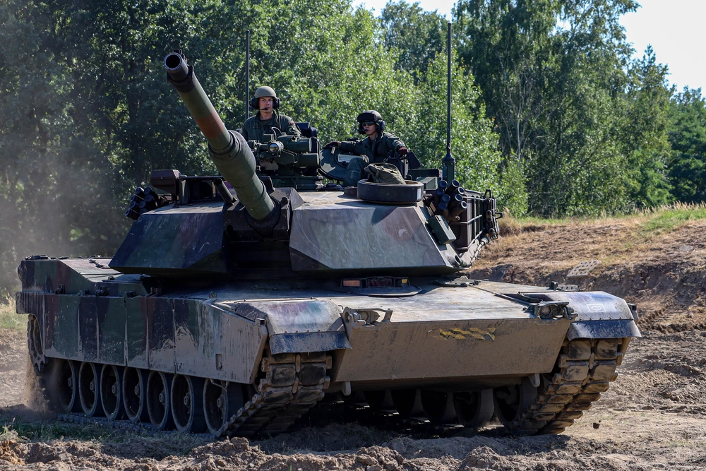 DVIDS - Images - Polish Land Forces train on newly equipped U.S. M1A2 ...
