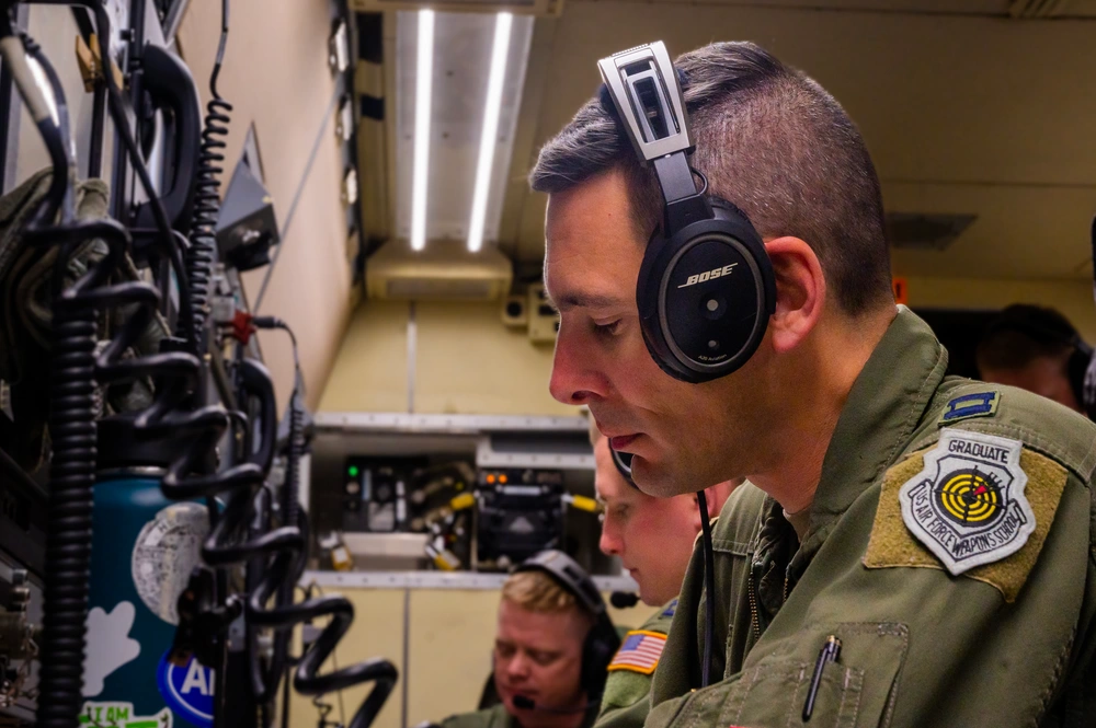 DVIDS - Images - 625TH STOS aboard the Navy E-6B [Image 2 of 5]