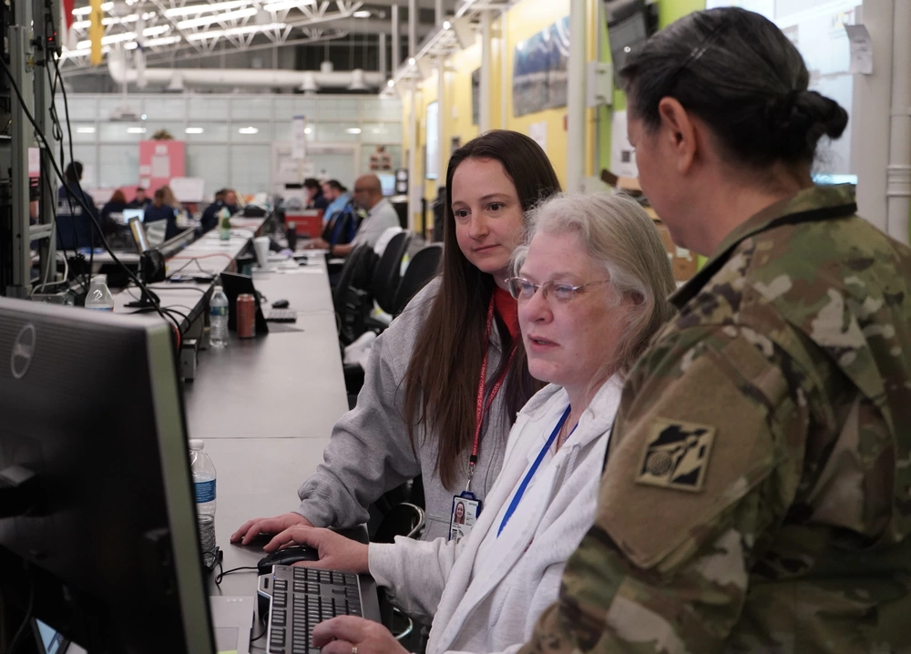 DVIDS - Images - Emergency Operations Planner Rebecca Fosnight shows ...