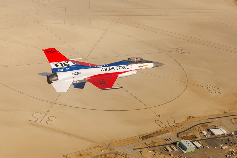 DVIDS - Images - 412th Test Wing recreates iconic livery for F-16 Viper ...