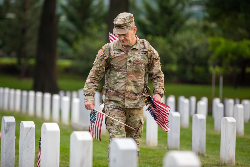 DVIDS - Images - SMA Weimer Places Flags In Arlington National Cemetery ...