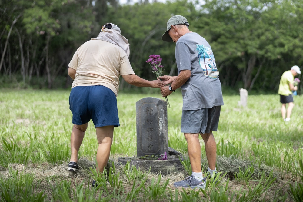 DVIDS - Images - A Buddhist Memorial Service is Conducted at Bellows ...