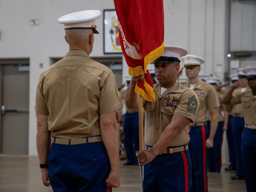 DVIDS - Images - 6th Marine Corps District Change of Command [Image 3 of 9]