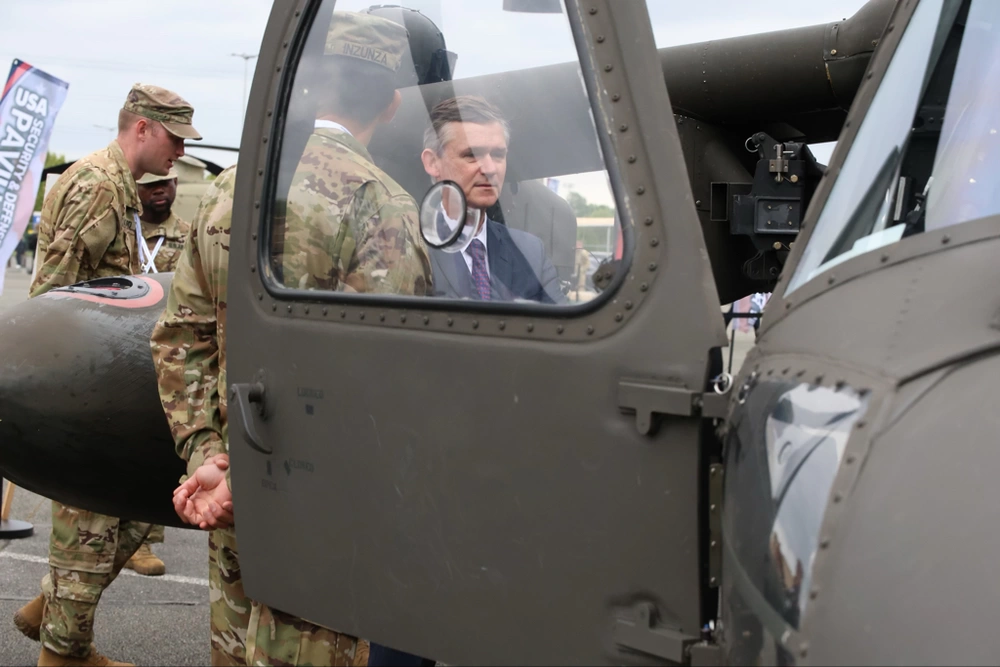 DVIDS - Images - Honorable Douglas R. Bush visits U.S. Army soldiers at ...