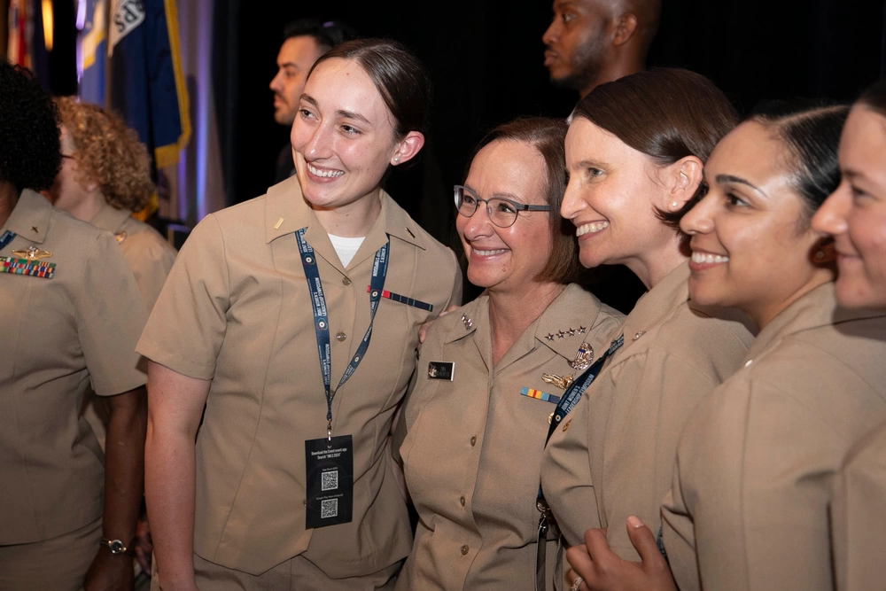 DVIDS - Images - CNO Delivers Remarks at Joint Women's Leadership ...