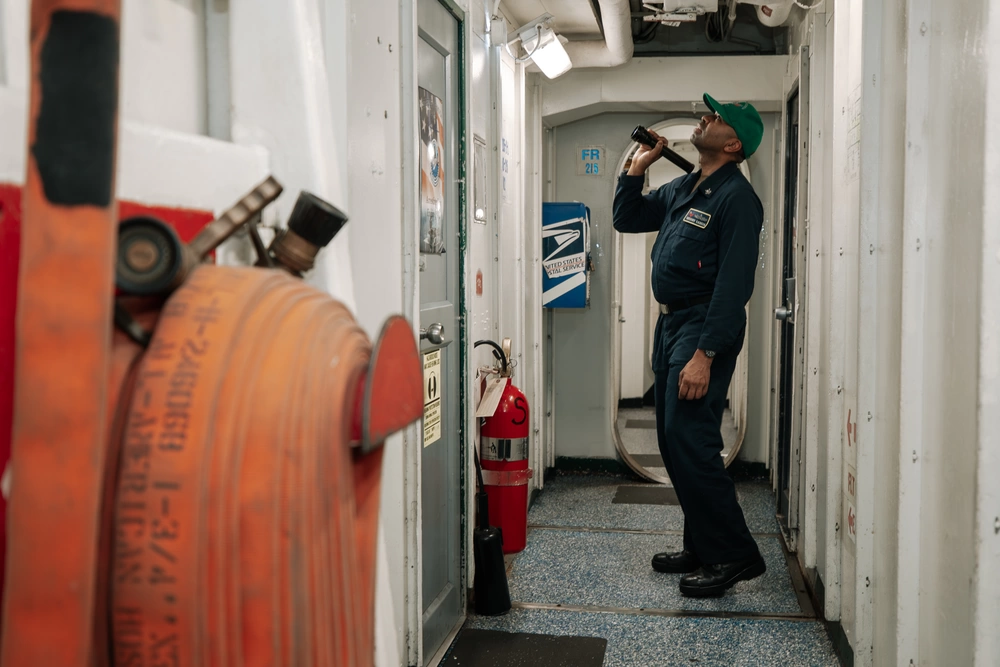 DVIDS - Images - George Washington performs a general quarters drill ...