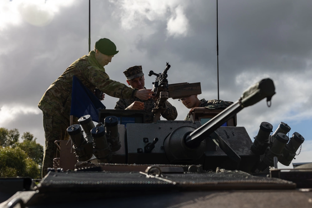 DVIDS - Images - U.S. Marines with 1st LAR Bn. meet Australian Army’s ...