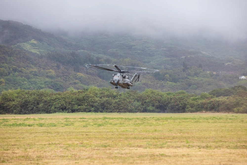 DVIDS - Images - U.S. CH-53E Super Stallion Executes Air Operations for ...