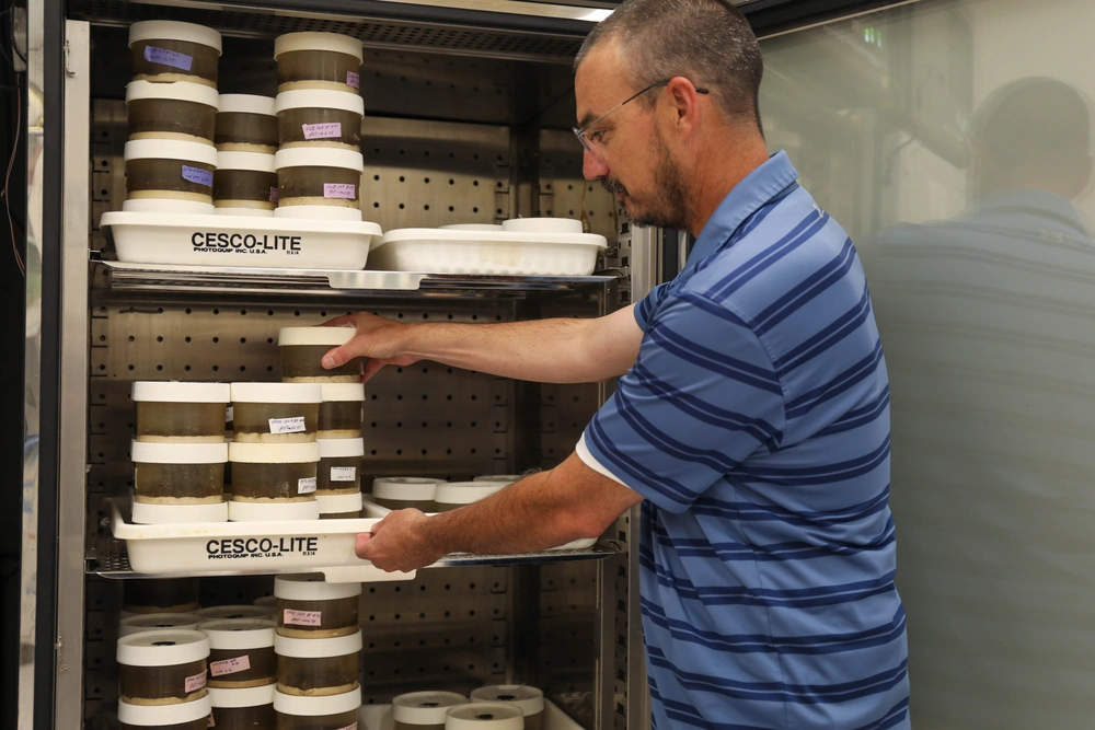 DVIDS - Images - WRAIR’s Insectary maintains insects for critical ...