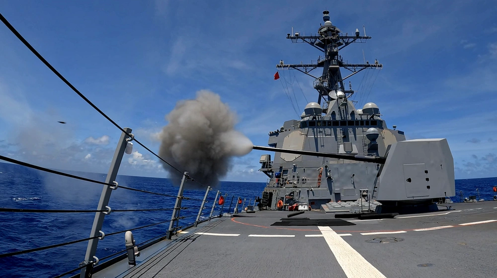 DVIDS - Images - USS Dewey (DDG 105) Conducts Live-Fire Exercise with 5 ...