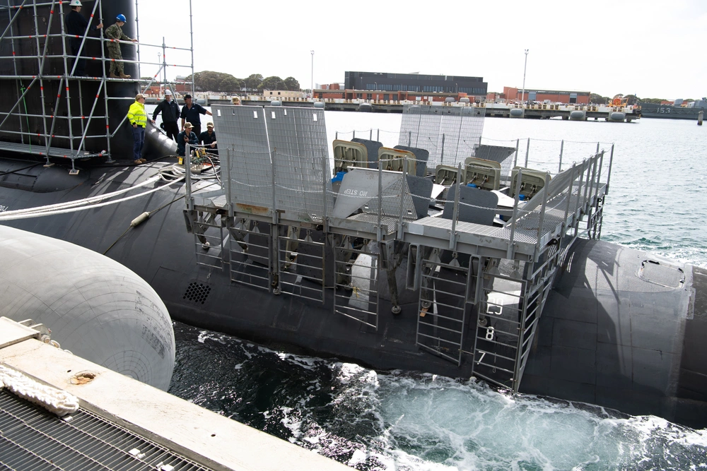 DVIDS - Images - Sailors Aboard USS Hawaii Perform Bridal Blow ...