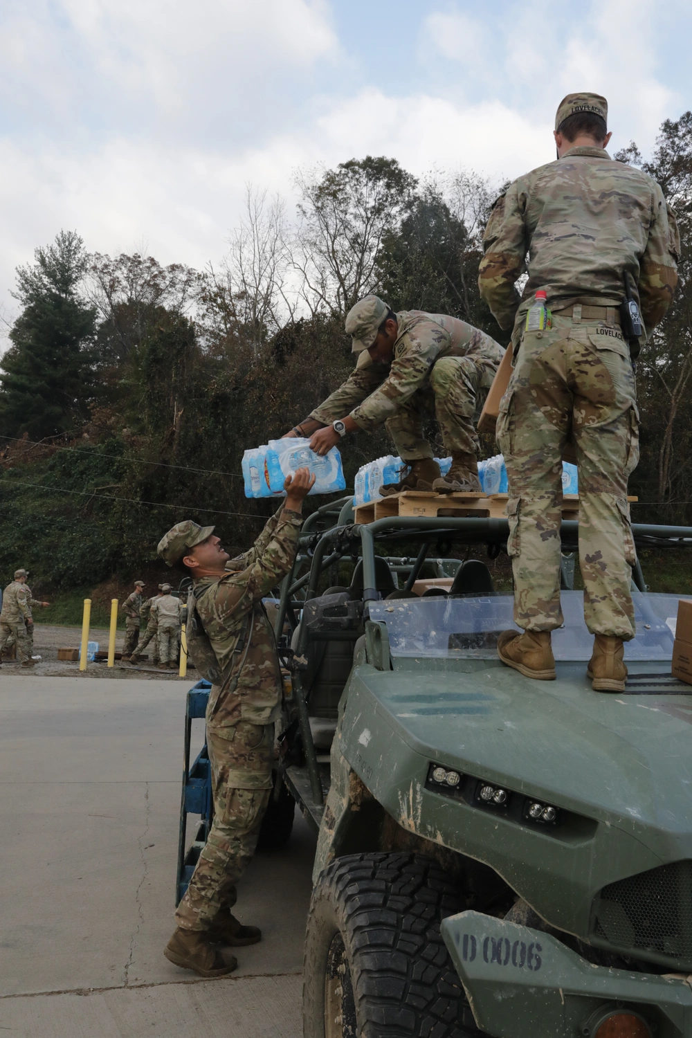 DVIDS - Images - U.S. Army Soldiers, in support of FEMA during ...