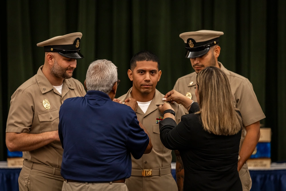 DVIDS - Images - NTTC Navy Chief Induction Ceremony [Image 39 of 46]