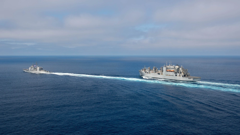 DVIDS - Images - USS Chosin (CG 65) and USNS Washington Chambers (T-AKE ...