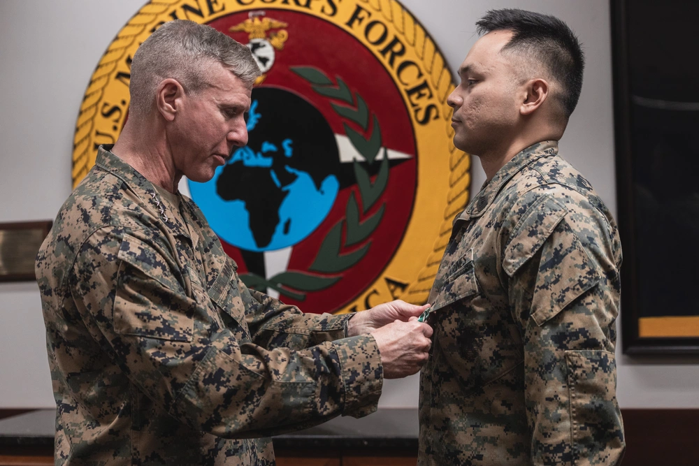 DVIDS - Images - Commandant, Gen. Smith, Visits Stuttgart [Image 5 of 11]