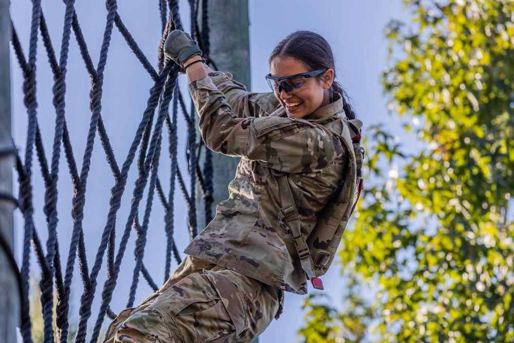 DVIDS - Images - 194th Armored Brigade Obstacle Course Training [Image ...