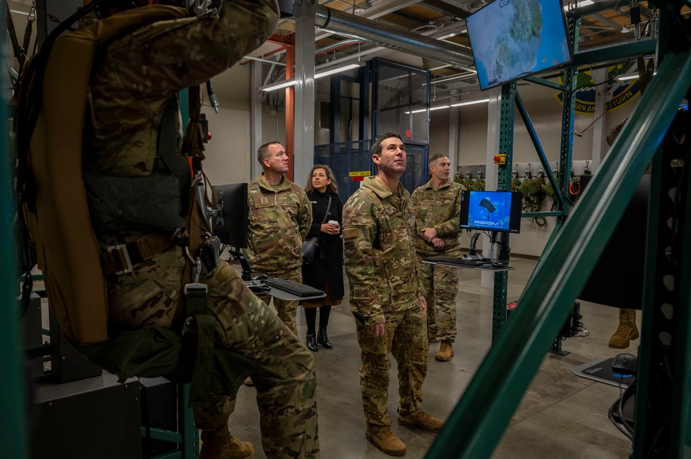 DVIDS - Images - 58th SOW participates in SERE immersive tour [Image 3 ...