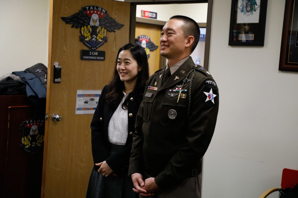 DVIDS - Images - U.S. Army Lt. Col. Bert Lee receives Master Flight ...