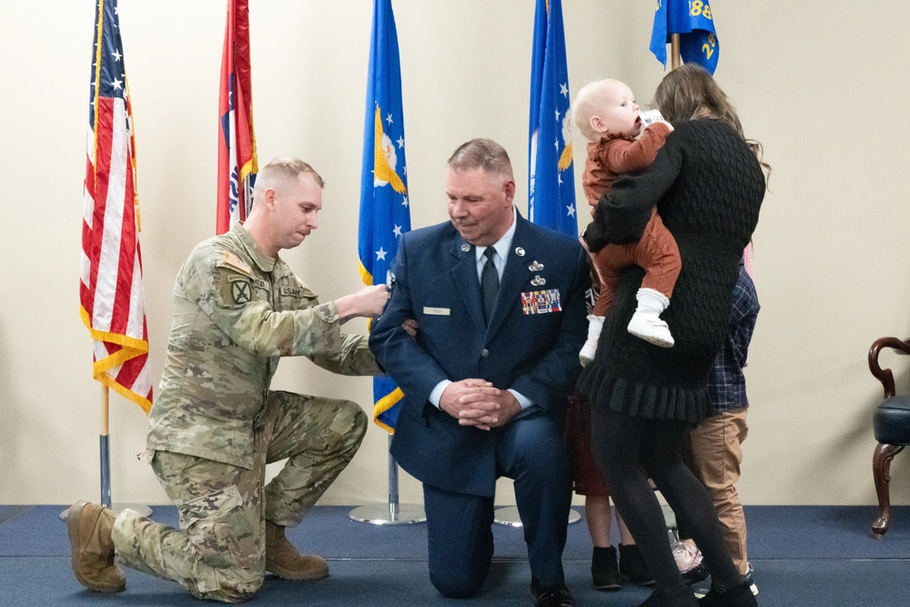 DVIDS - Images - CMSgt Kolb Promotion [Image 5 of 6]