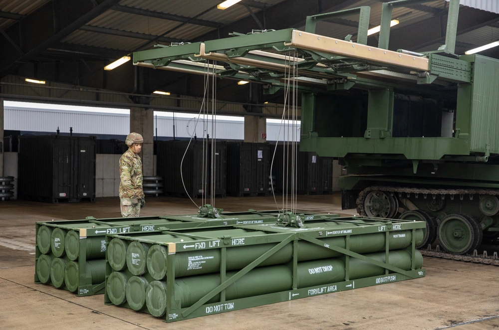 DVIDS - Images - 41st Field Artillery Brigade conducts maintenance on ...