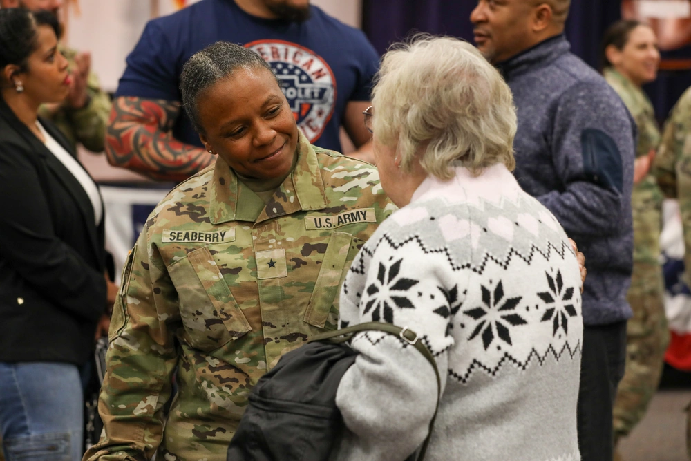 DVIDS - Images - San Antonio based Army Reserve unit welcomes new ...