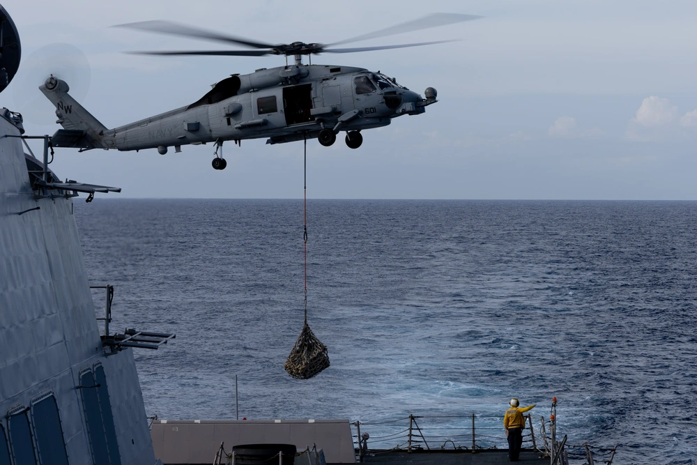 DVIDS - Images - HSM 60, DET 2 Conducts Vertical Replenishment (VERTREP ...
