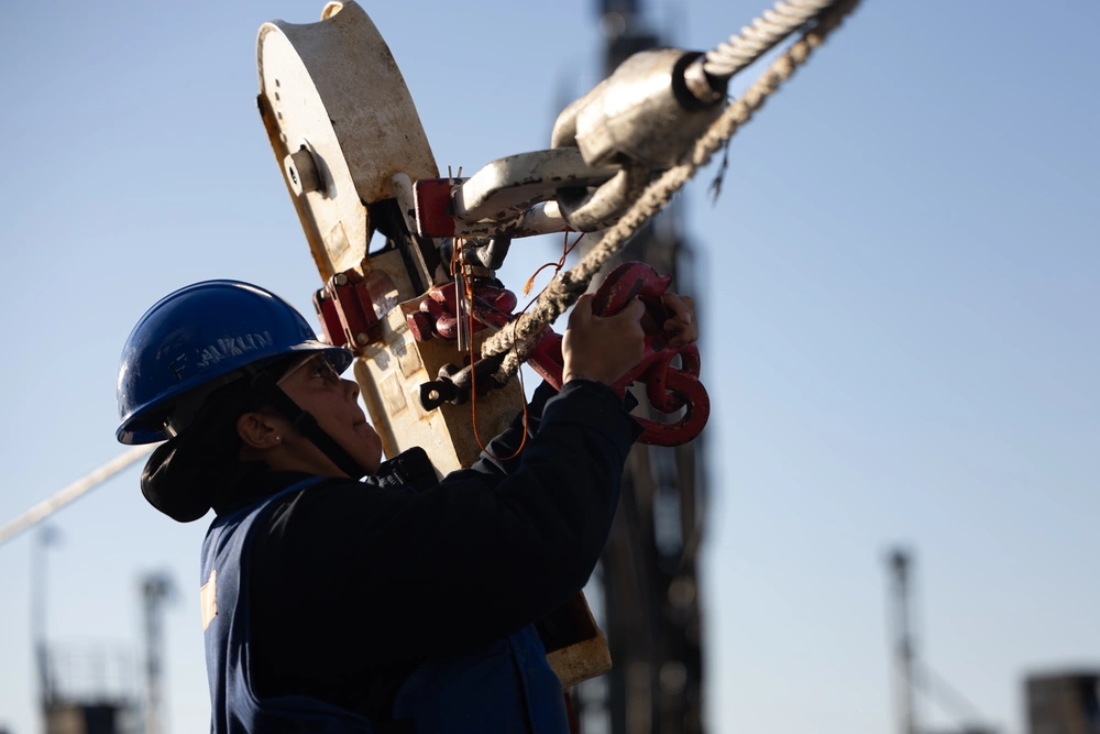 DVIDS - Images - USS Oscar Austin (DDG 79) Conducts Replenishment-At ...