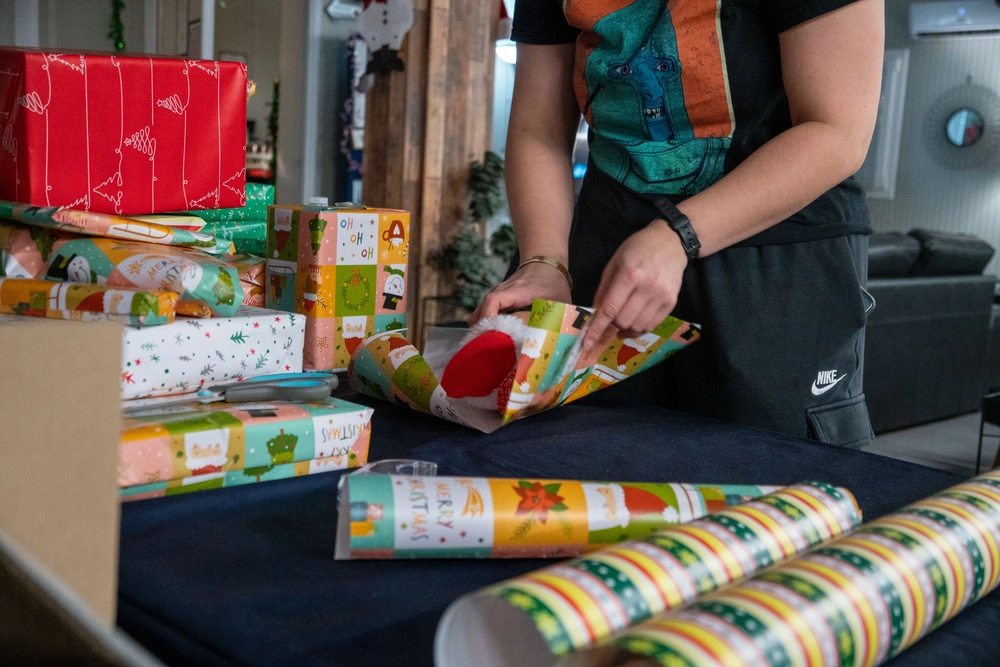 DVIDS - Images - Task Force Pegasus Troopers bring Holiday Cheer [Image 4 of 20]