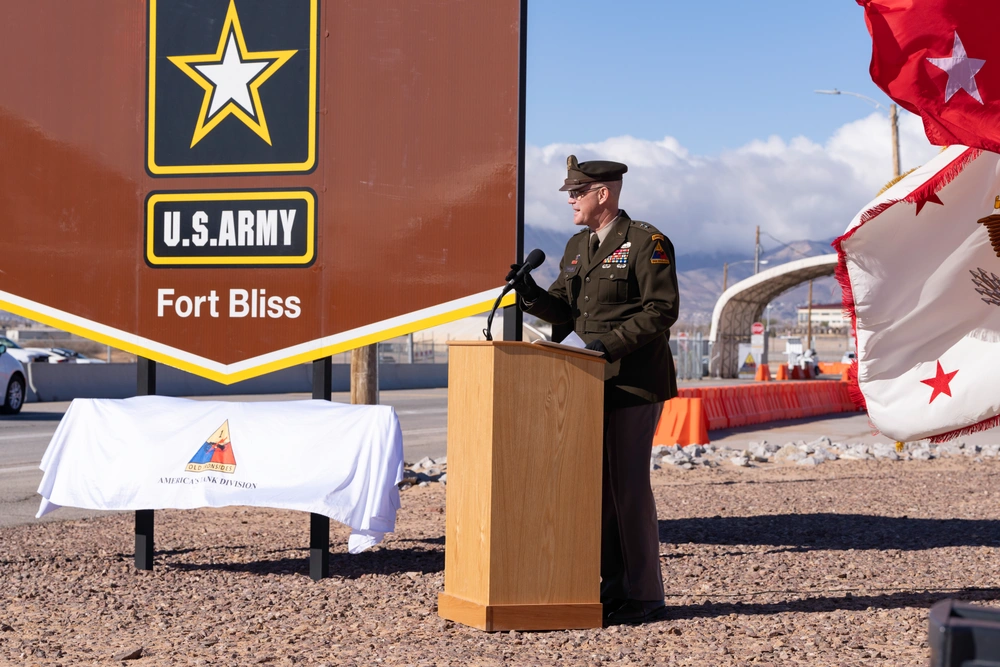 DVIDS - Images - Fort Bliss Gate Renamed to Honor Former Congressman ...