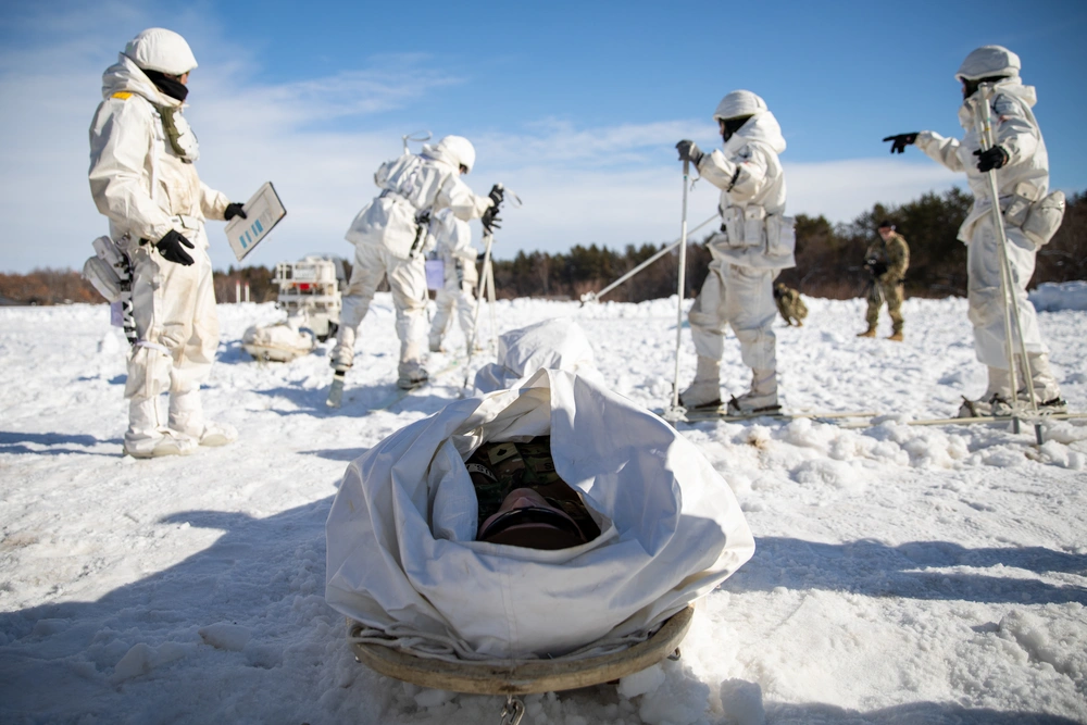 DVIDS - Images - JGSDF Soldiers Demonstrate How to Use an Ahkio Medical ...